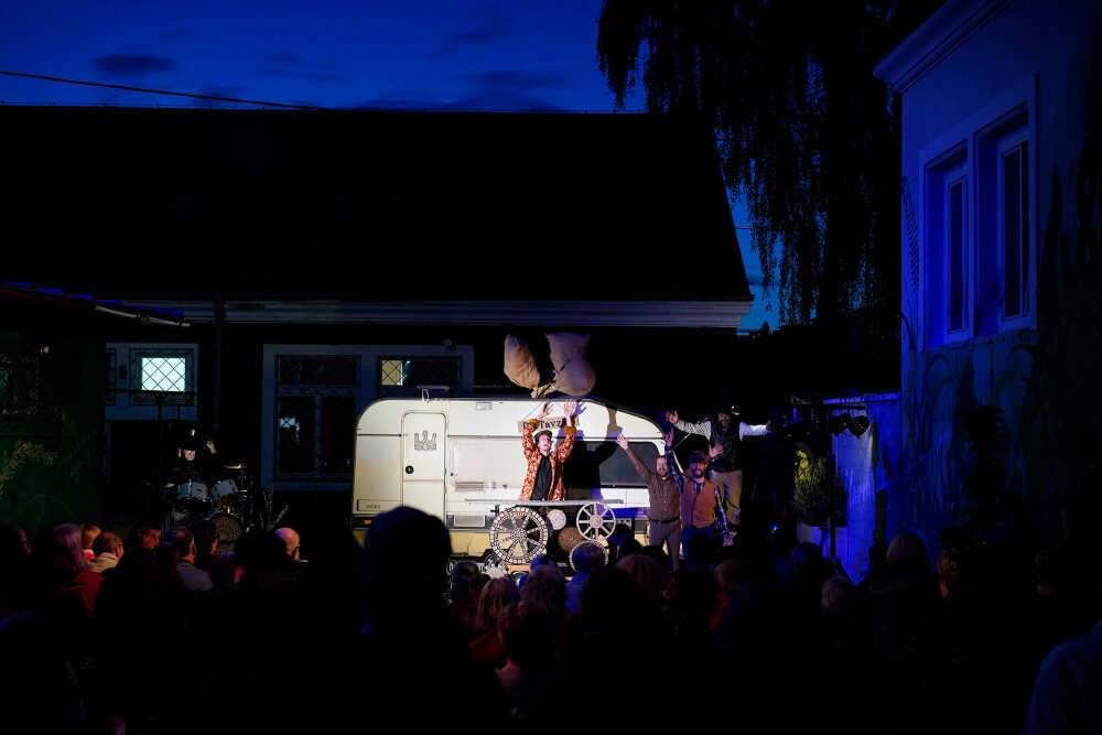 Program - Mezinárodní divadelní festival